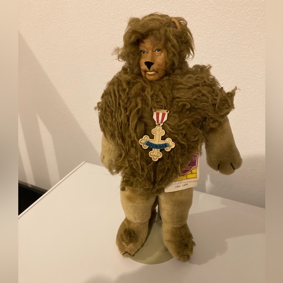 Hamilton | Accents | 987 Hamilton Gifts Wizard Of Oz Cowardly Lion Doll ...